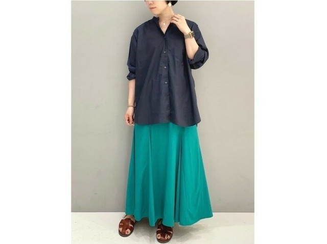 写真 (3枚目) - 脱・おばさん見え！40代が気を付けたい初夏のNGコーデ - LOCARI（ロカリ）