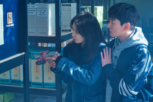 写真 (3枚目) - トッケビ超え！？2021年話題の秒でハマる「シーシュポス: The - LOCARI（ロカリ）