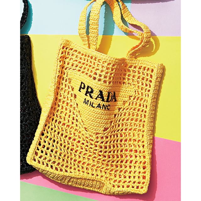 写真 (5枚目) - [プラダ]のポップな「ラフィアバッグ」が可愛いすぎ[2021春夏] - - LOCARI（ロカリ）