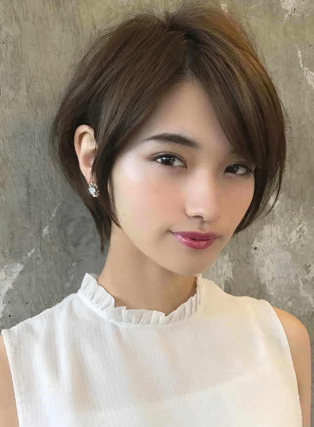 写真 (7枚目) - 可愛さ最高レベル！この夏トライしたい「シャレ見え“ショートボブ”」12選 - LOCARI（ロカリ）