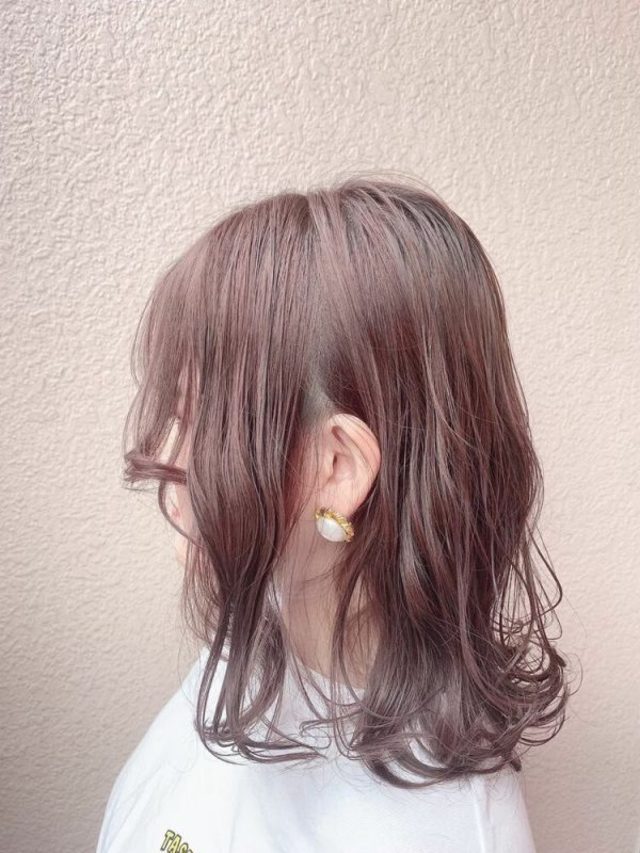 写真 (13枚目) - バレイヤージュ×ピンクカラー特集。外国人風に見せる立体感あるトレンドヘアって？ - LOCARI（ロカリ）