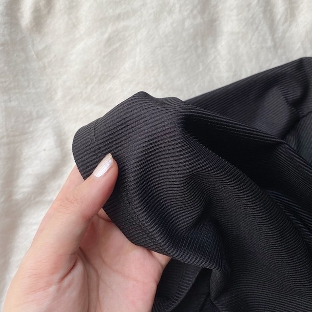 写真 (3枚目) - プチプラとは思えない…！GUの「1990円スカート」シルエットも着回し力も100点です♡ - LOCARI（ロカリ）