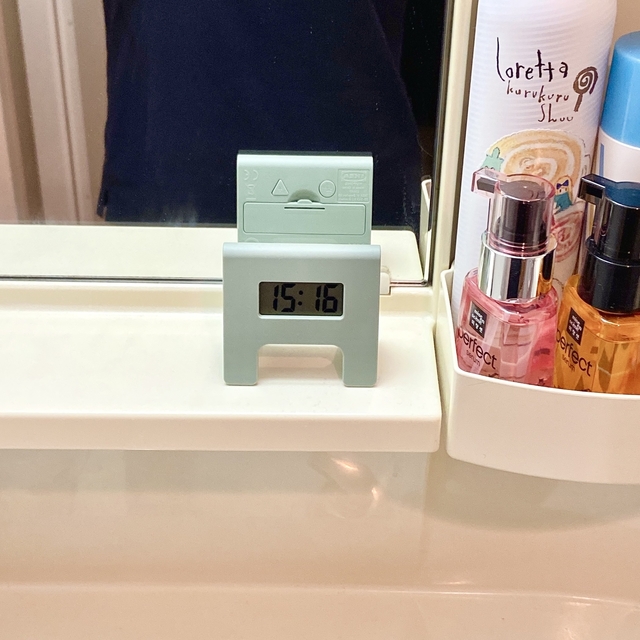 写真 (10枚目) - 洗面所にもラクラク置ける！IKEAの「199円時計」小さいのに優秀でした…！ - LOCARI（ロカリ）