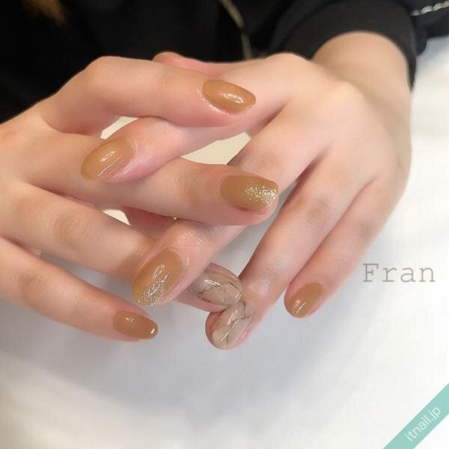 写真 (7枚目) - 質感ひんやり♡上品な「大理石ネイル」の最旬デザイン2021 - LOCARI（ロカリ）