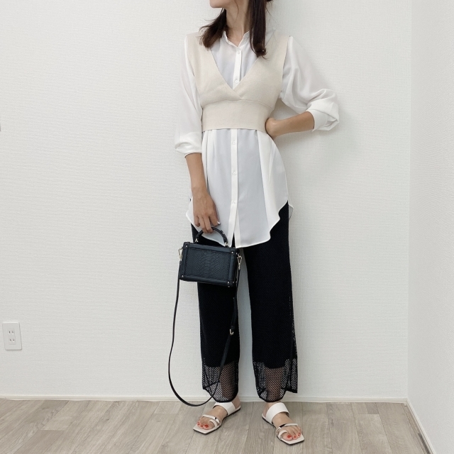 写真 (8枚目) - 夏の「黒パンツ」は素材で選ぶが正解！GU店舗限定パンツでNG・OKコーデを徹底比較！ - LOCARI（ロカリ）