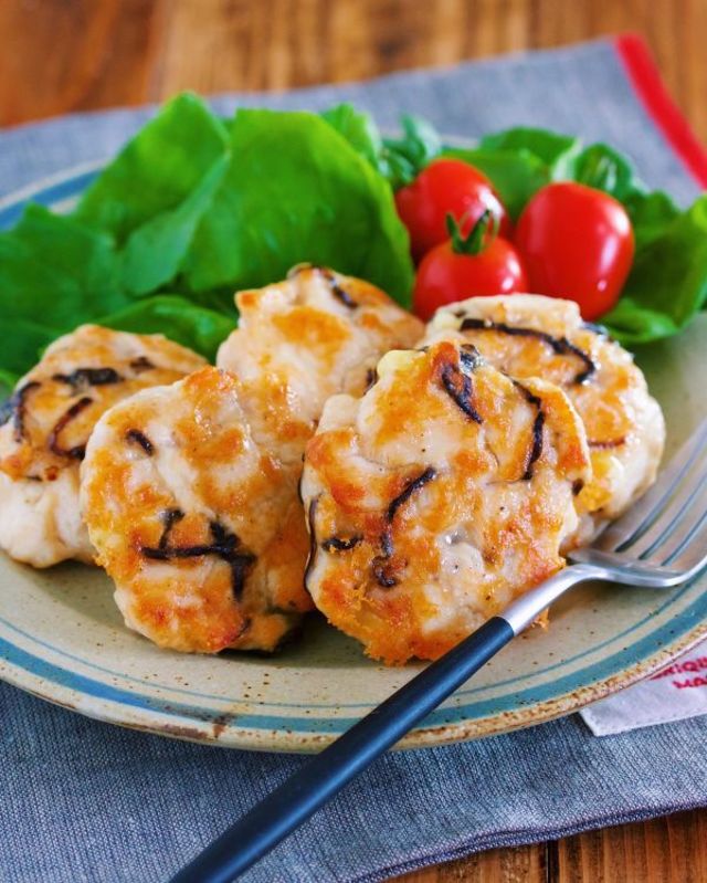 写真 (15枚目) - ダイエットにも！パクパク手が止まらない最強の鶏胸肉レシピ15♡ - LOCARI（ロカリ）