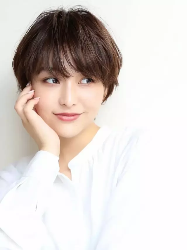 写真 (1枚目) - 大人の魅力を引き出す！40代向け洗練「ショート＆ショートボブ」 - LOCARI（ロカリ） - LOCARI（ロカリ）