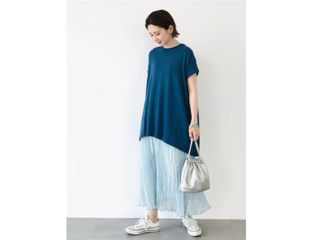 写真 (3枚目) - 季節外れ？若すぎてNG？知っておきたい40代夏の正解コーデ - LOCARI（ロカリ）