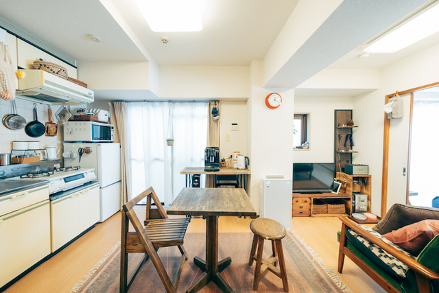 写真 (14枚目) - 愛犬と好きなインテリアを楽しむ、DIYで暮らしやすさにもこだわった1DK - LOCARI（ロカリ）