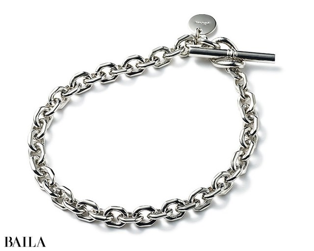 写真 (6枚目) - 夏の肌を素敵に見せるジュエリー使いって？スタイリストが伝授！ - LOCARI（ロカリ） - LOCARI（ロカリ）