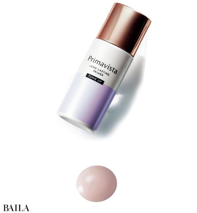 写真 (5枚目) - 今買うべき大人のトーンアップ下地6選！崩れない塗り方テクも伝授 - LOCARI（ロカリ） - LOCARI（ロカリ）