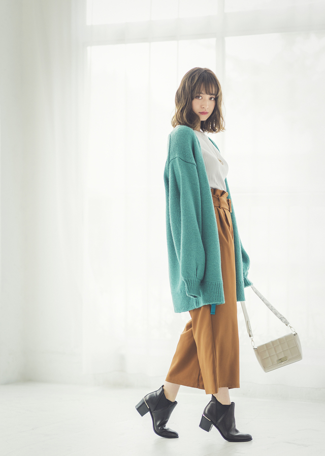 写真 (5枚目) - GU、Mila Owen、ROYAL PARTY…冬のワイドパンツコーデ7選 - LOCARI（ロカリ）