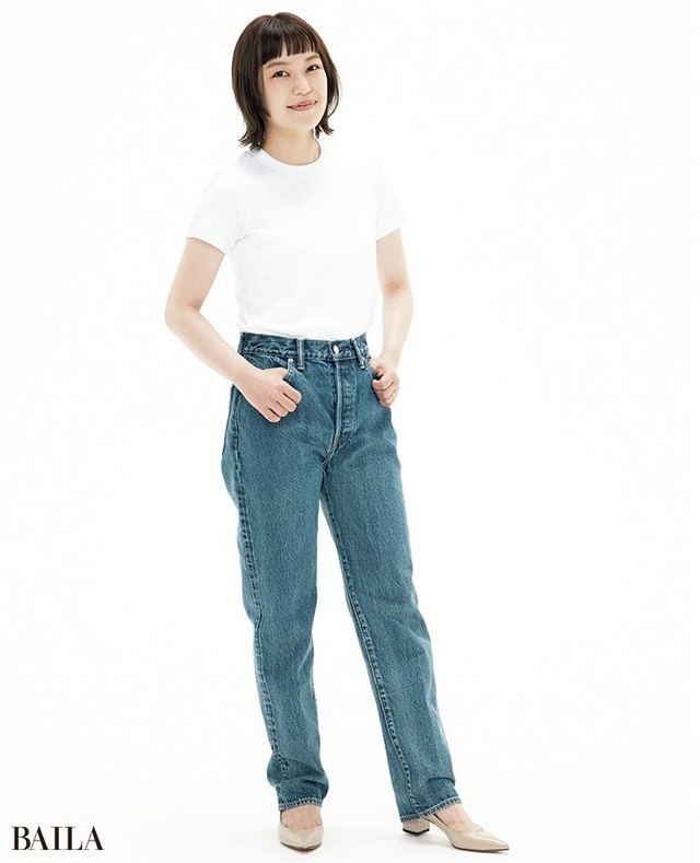 写真 (6枚目) - 太ももをカバーして下半身をきれいに見せるデニムは？[体型別・似合うデニム選び3] - - LOCARI（ロカリ）