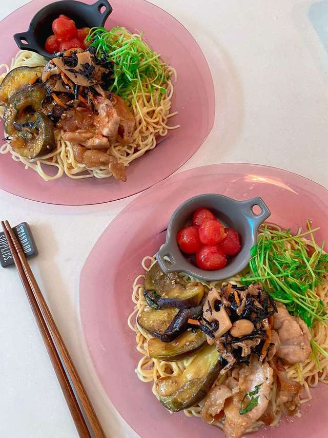 写真 (4枚目) - 今[セリア]で絶対買い！週1通うマニア推し「お店級！高見え食器」主役から脇役までTOP3 - LOCARI（ロカリ）