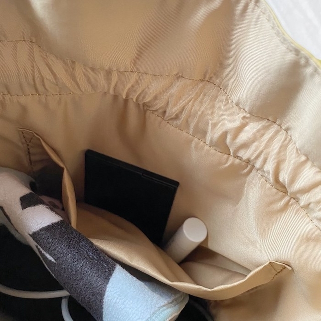 写真 (9枚目) - 鮮やかカラーが本当かわいい♡GUの「1990円バッグ」コーデの差し色にぴったりです！ - - LOCARI（ロカリ）