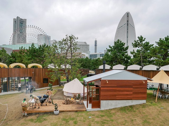 横浜・みなとみらいに本格BBQが気軽に楽しめるアウトドアフィールドが誕生 - LOCARI（ロカリ）