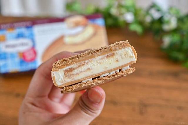 写真 (4枚目) - 365日アイス女子が選ぶ！8月の「新作コンビニアイス」おすすめランキングベスト3 - LOCARI（ロカリ）