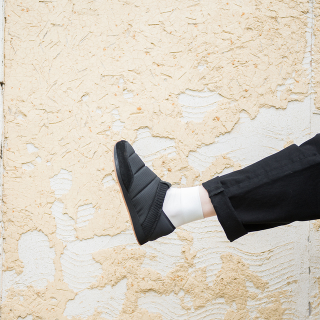 写真 (3枚目) - Tevaはサンダルだけじゃない。秋冬は「2WAYスリッポン」がおしゃれさんのNEXTブーム - LOCARI（ロカリ）