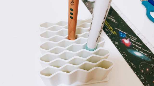 写真 (17枚目) - 約500枚入れられる！[セリア]さん110円で大丈夫！？「悩めるアレ」の神収納TOP3 - LOCARI（ロカリ）