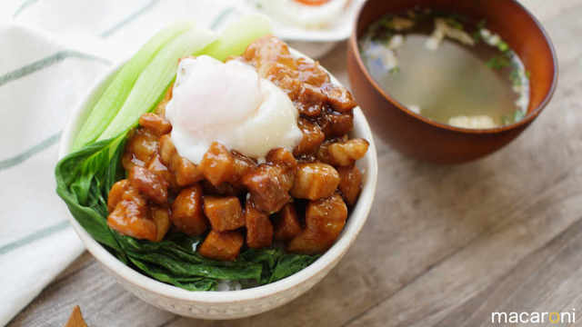 写真 (8枚目) - macaroni動画から人気者を厳選！パパッと作れる「丼」簡単レシピ8選 - LOCARI（ロカリ）