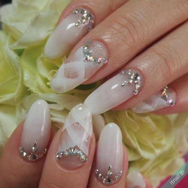 写真 (4枚目) - 冬っぽいクリアネイル特集！季節感を損なわずオシャレな指先に - LOCARI（ロカリ） - LOCARI（ロカリ）