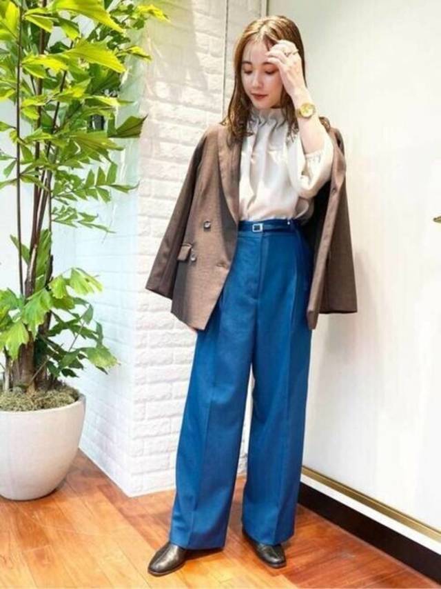 写真 (1枚目) - 何を羽織るか悩む10月！40代が今着るべき「秋アウター」4タイプ - - LOCARI（ロカリ）