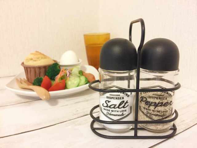 写真 (5枚目) - プチプラ好きが厳選！3coins「調味ボトルラック」でおしゃ便利なキッチン♪ - LOCARI（ロカリ）