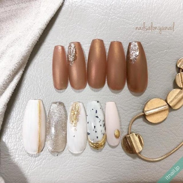 写真 (2枚目) - “マットなミラーネイル”でおしゃれ度UP♡おすすめのデザイン9選 - LOCARI（ロカリ）