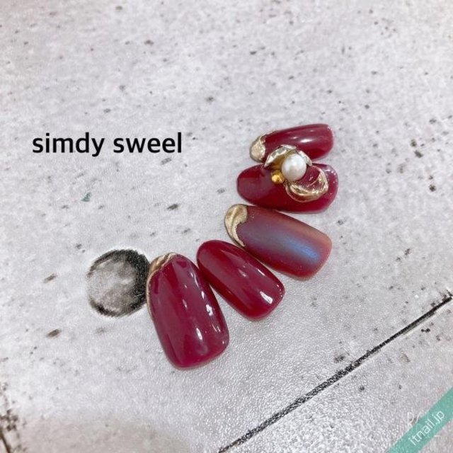 写真 (10枚目) - “マットなミラーネイル”でおしゃれ度UP♡おすすめのデザイン9選 - LOCARI（ロカリ）