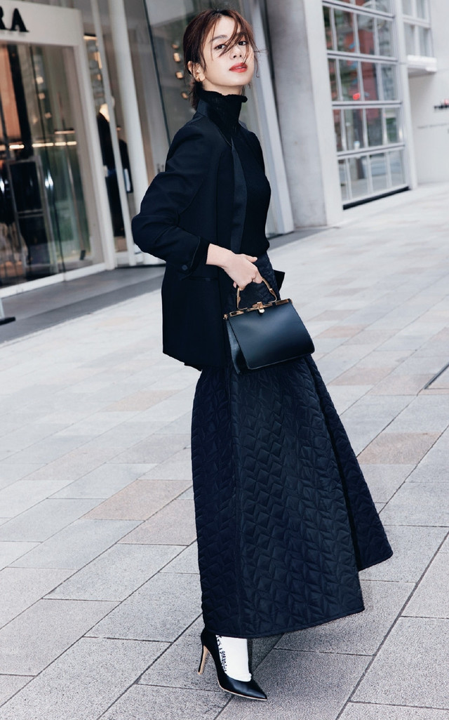 写真 (6枚目) - おしゃれも暖かさも大満足の洗練コーデ[30代の1週間コーデまとめ] - LOCARI（ロカリ）