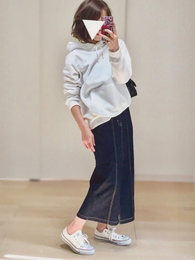 写真 (3枚目) - どっちも可愛い♡GUのデニムスカートがSNSで話題沸騰！ - LOCARI（ロカリ） - LOCARI（ロカリ）