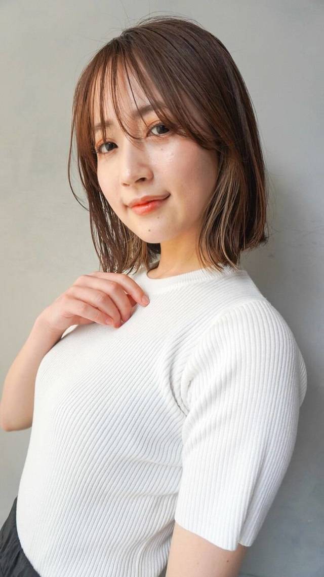 写真 (4枚目) - [ボブ編]結べる長さはキープ♡40代におすすめのおしゃれな髪型5選 - LOCARI（ロカリ）