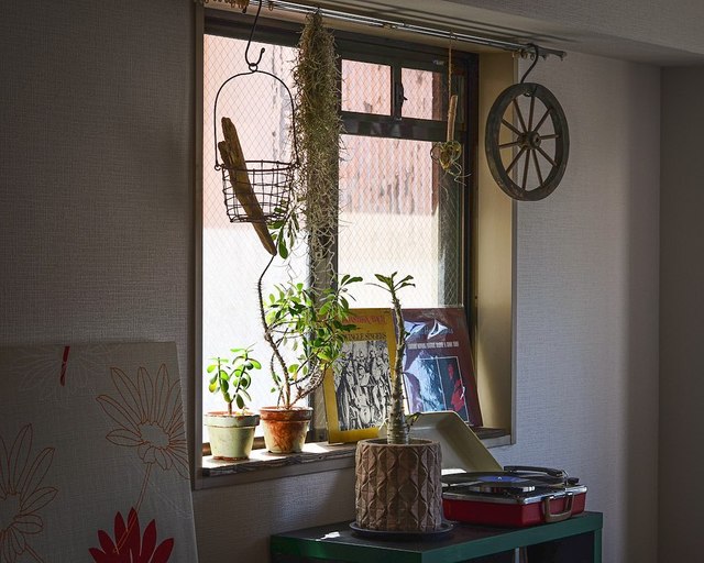 写真 (8枚目) - あたたかな喫茶店のような雰囲気の二人暮らしの2DKインテリア[私らしく暮らす] - - LOCARI（ロカリ）