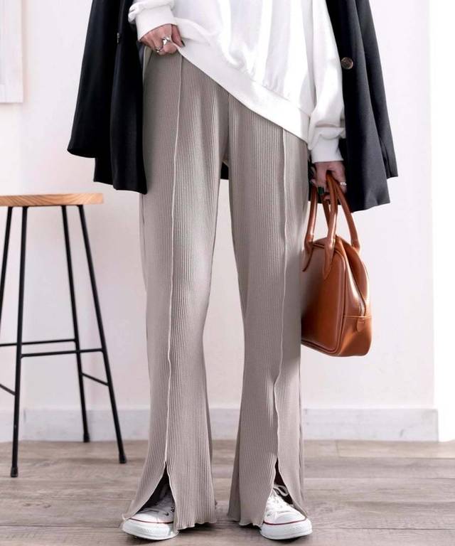 写真 (5枚目) - [Classical Elf]もはやダイエット不要！？着痩せが狙える優秀パンツ5選 - LOCARI（ロカリ）