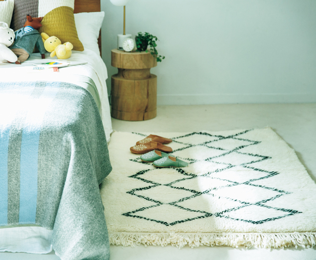 写真 (7枚目) - “ラグ1枚”で劇的に変わる！お部屋の簡単アップデートテクニック - LOCARI（ロカリ）