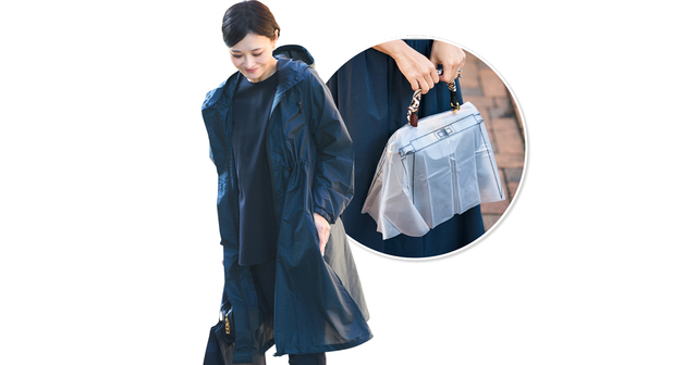 写真 (1枚目) - 送迎ママの“大助かり”雨グッズ6選！[バッグの雨カバー、2本OKの傘入れetc.] - LOCARI（ロカリ）