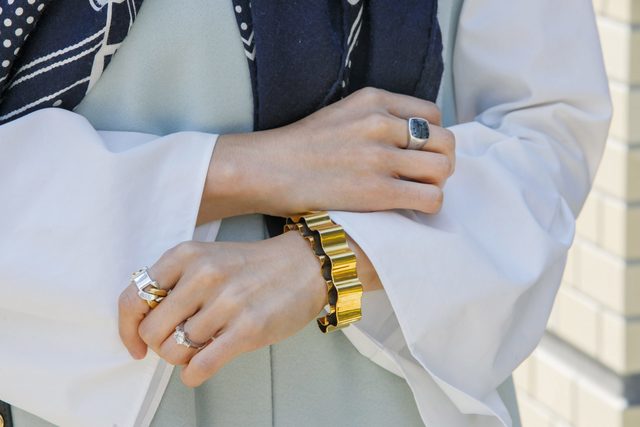 写真 (3枚目) - エルメス、ティファニー、タサキetc[手元ジュエリー重ねづけSNAP！] - LOCARI（ロカリ）