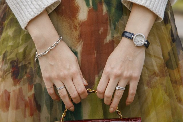 写真 (27枚目) - エルメス、ティファニー、タサキetc[手元ジュエリー重ねづけSNAP！] - LOCARI（ロカリ）
