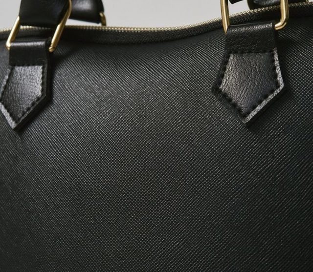 写真 (2枚目) - 底の切り替えにワザあり！付録の域を超えたレディな“ナチュビュー”バッグがsteady. - LOCARI（ロカリ）