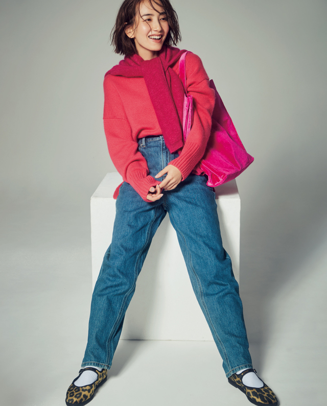 写真 (5枚目) - [裾下10㎝の防寒テク7選]靴下＆ストッキングの新鮮レイヤードで洒落見え！ - LOCARI（ロカリ）