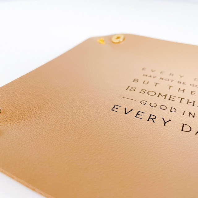 写真 (3枚目) - これ110円に見えないよ…！キャンドゥの「オシャレ収納」レザー風でめっちゃ高見えするの…！ - LOCARI（ロカリ）