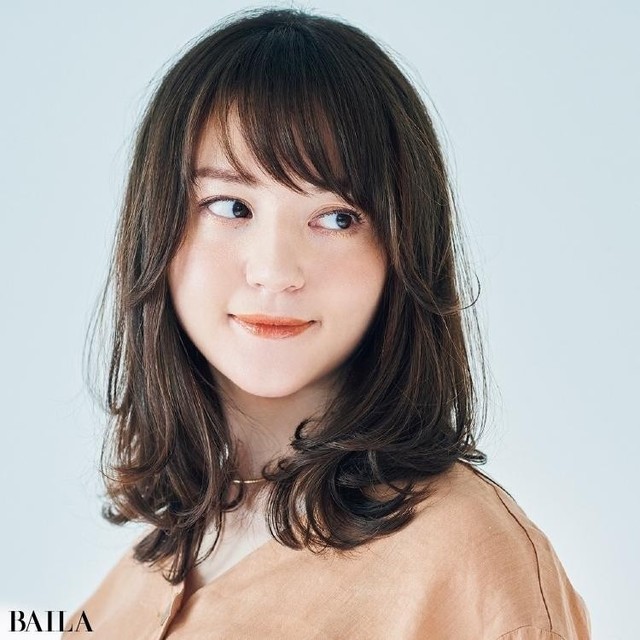 写真 (10枚目) - [30代～40代大人の髪型・ロングヘアまとめ]働く女性の好感度ヘア｜17選！ - LOCARI（ロカリ）