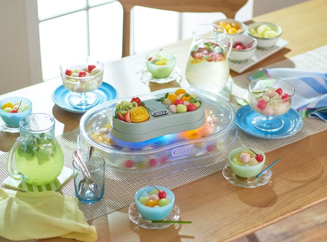 写真 (3枚目) - アウトドアでも楽しめるよ！「Toffy きらきら流しそうめん器」がリニューアルして登場 - - LOCARI（ロカリ）