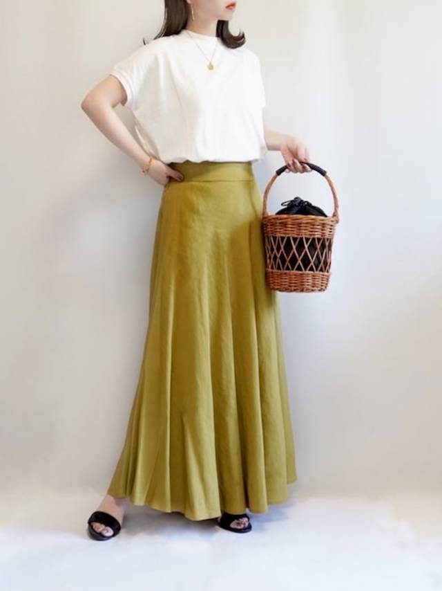 写真 (13枚目) - [GU]で注目の最旬アイテム。トップス・パンツ・スカートetc.一挙にご紹介 - LOCARI（ロカリ）