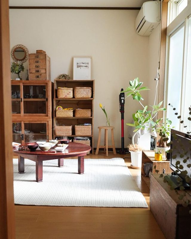 写真 (4枚目) - 古道具やキャンプ道具を愛する暮らし。二人暮らしの2LDKインテリア[私らしく暮らす] - - LOCARI（ロカリ）