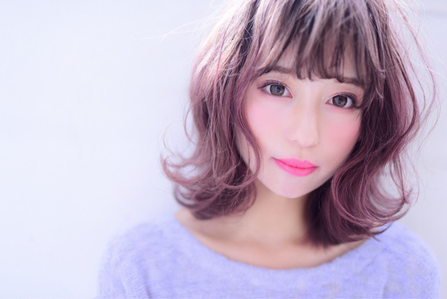 写真 (17枚目) - 「ボブの毛先」どうしてる？ドライVSウエットでイメージがこんなに変わる！ - LOCARI（ロカリ）