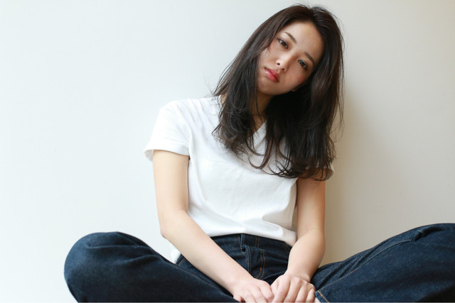 写真 (17枚目) - 2大定番カラーで旬度UP♡「春めきブラウン」＆「好感度ブラック」 - LOCARI（ロカリ）