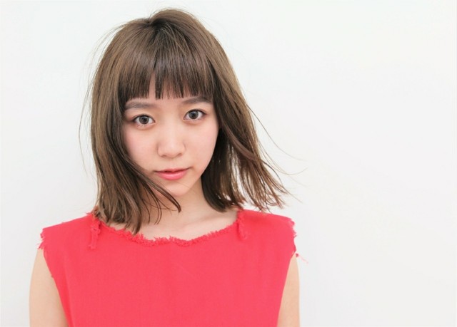 写真 (2枚目) - 春はヘアチェンの季節♡前髪を変えて旬ヘアをゲット！ - LOCARI（ロカリ）