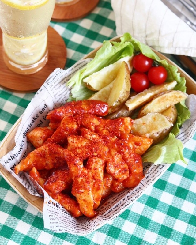 写真 (11枚目) - なに！？この柔らかさ！リピ確定の「鶏むね肉」絶品レシピ12品 - LOCARI（ロカリ） - LOCARI（ロカリ）