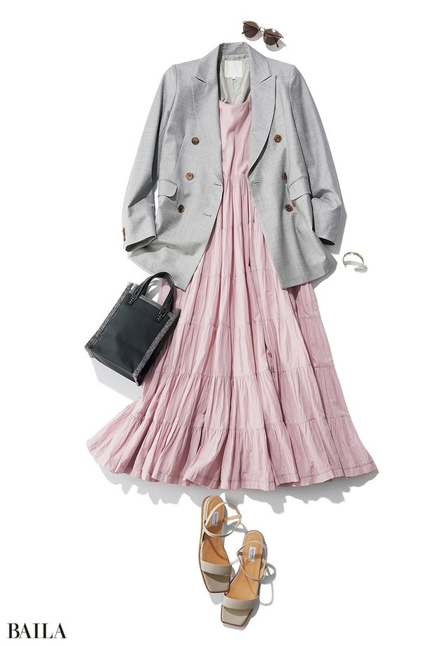 写真 (3枚目) - [大人のピンク配色レッスン]クールなグレーとの甘辛MIXで知性のある大人の甘さへ - LOCARI（ロカリ）